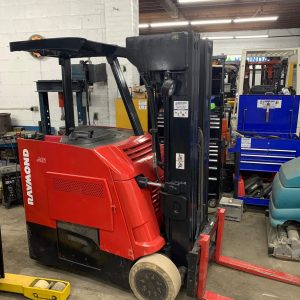 Electric Forklift - Greatwest Maintenance Service Ltd.